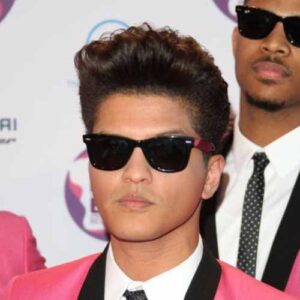 Bruno Mars Haircut - Latest Men's Haircuts and Hairstyles X