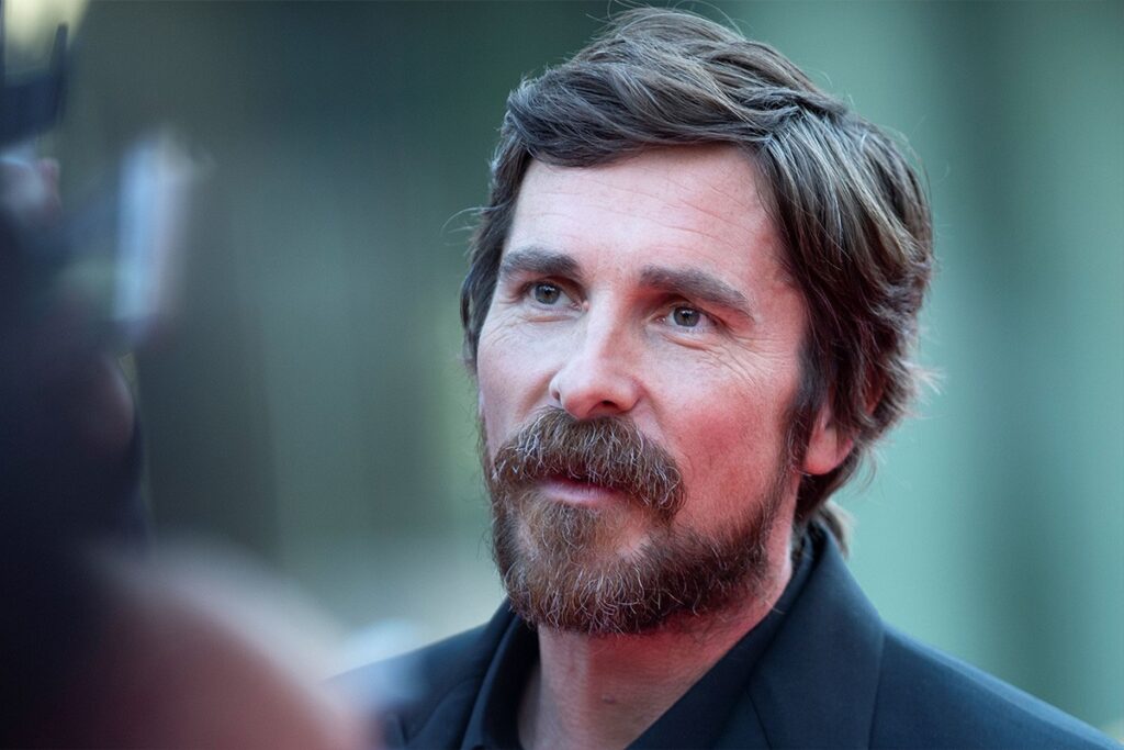 Christian Bale Haircuts - Men's Hairstyles & Haircuts X