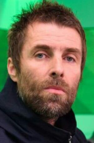 Liam Gallagher Haircuts - List of Hairstyles of English singer and ...