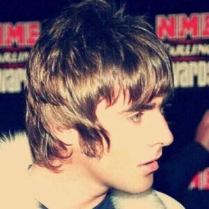 Liam Gallagher Haircuts - List of Hairstyles of English singer and ...