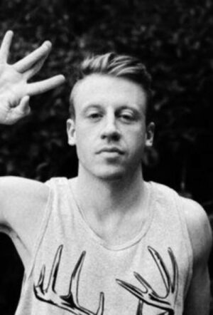 Macklemore Haircut [UPDATED 2023]- Men's Hairstyles & Haircuts X
