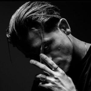 G Eazy Haircuts - Haircuts of Famous Rapper - Men's Hairstyles X